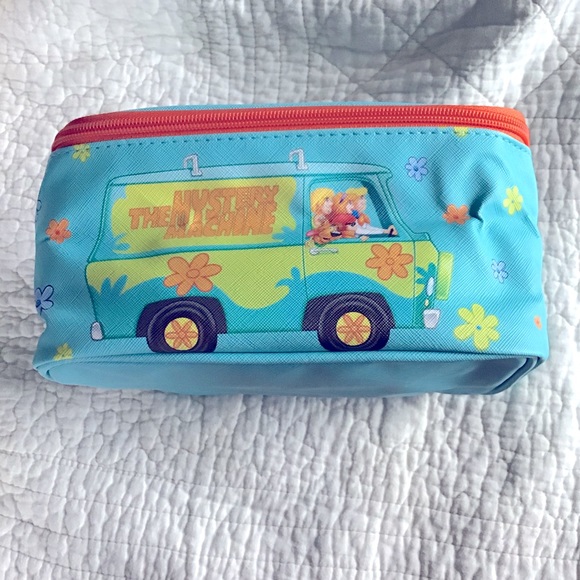 Glamlite | Bags | New Scoobydoo X Glamlite Limited Edition The Mystery ...